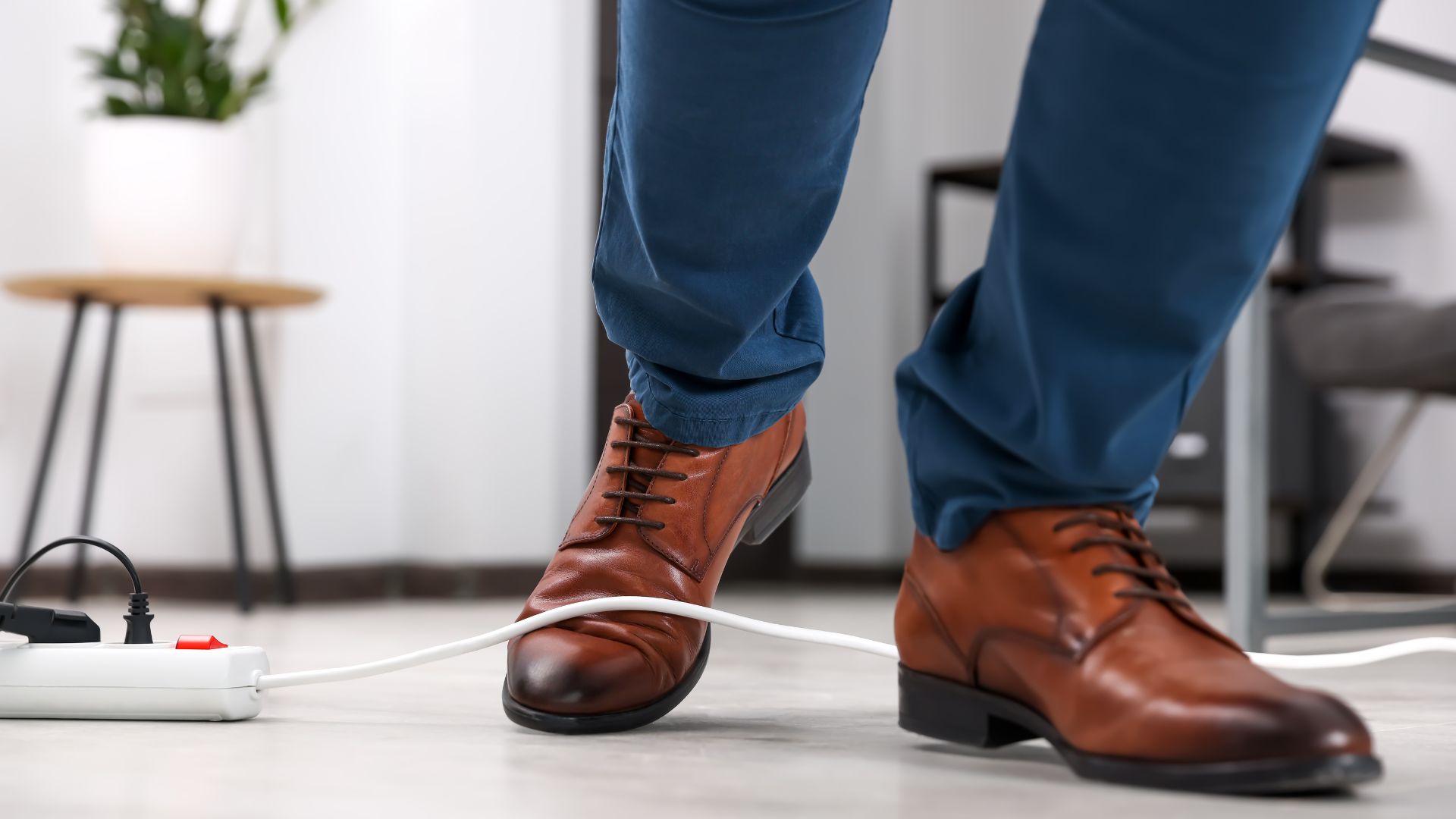 El-kontroll Ingvild- avdekk brannfeller for et tryggere hjem